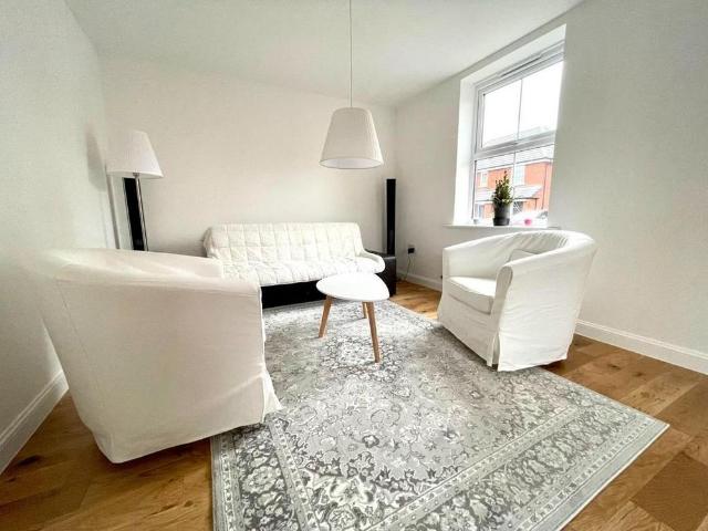3 bedroom detached house to rent