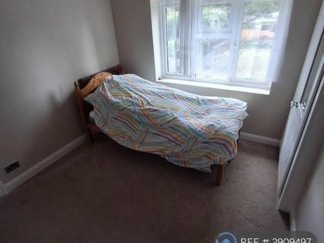 3 bedroom detached house to rent
