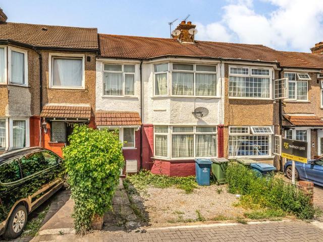 3 bedroom detached house to rent