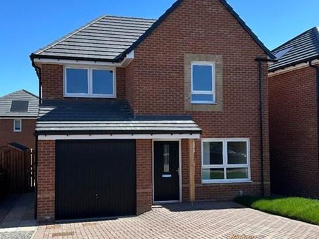 3 bedroom detached house to rent