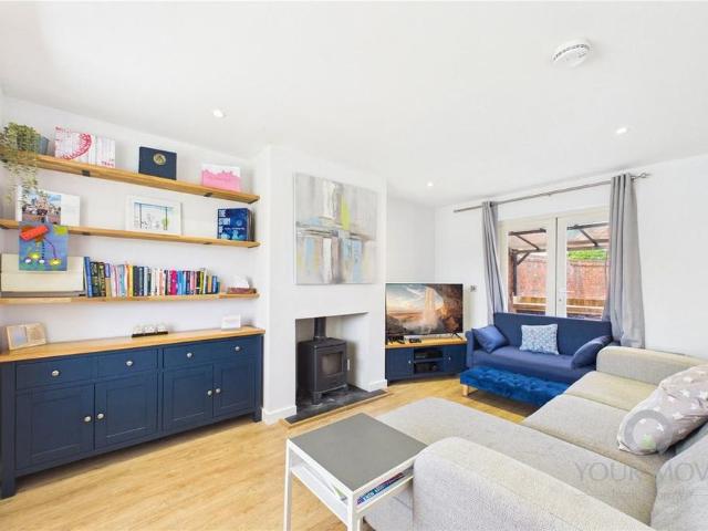 3 bedroom detached house to rent