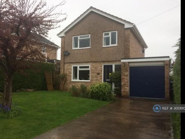 3 bedroom detached house to rent