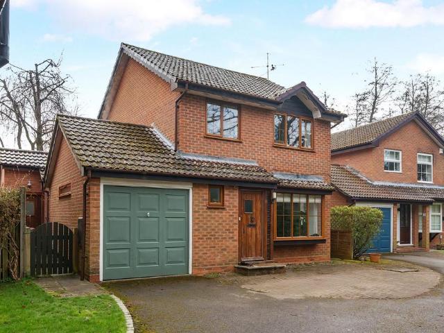 3 bedroom detached house to rent
