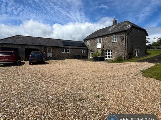 3 bedroom detached house to rent
