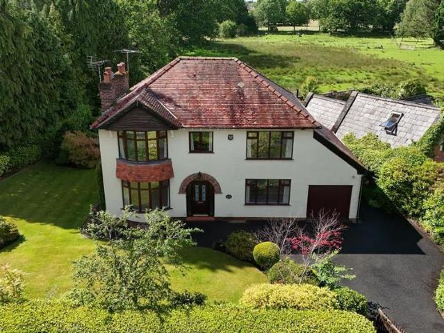 3 bedroom detached house to rent