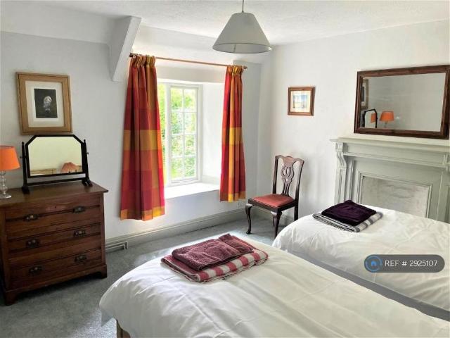 3 bedroom detached house to rent