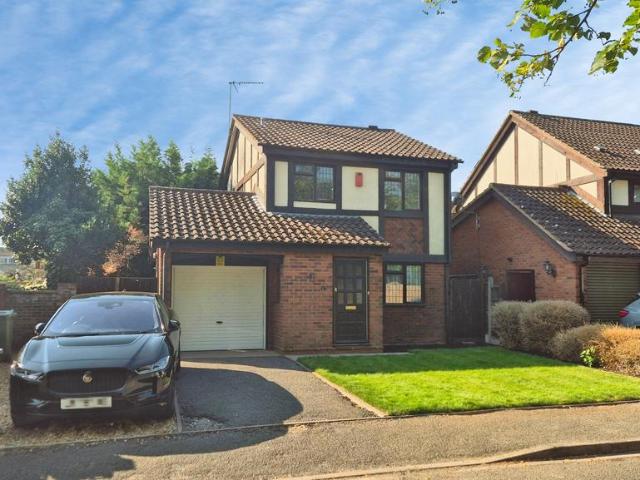 3 bedroom detached house to rent