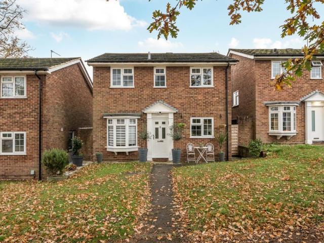 3 bedroom detached house to rent
