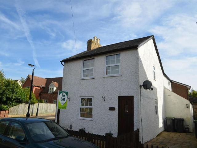 3 bedroom detached house to rent