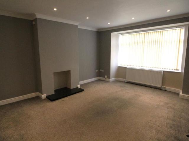 3 bedroom detached house to rent