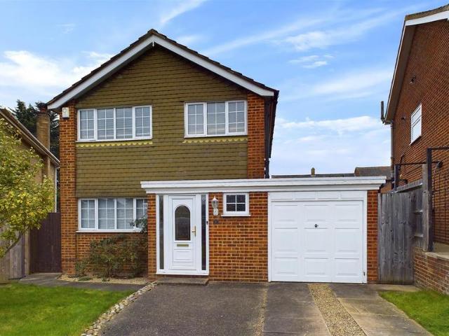 3 bedroom detached house to rent