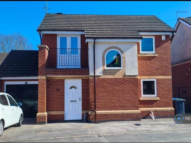 3 bedroom detached house to rent