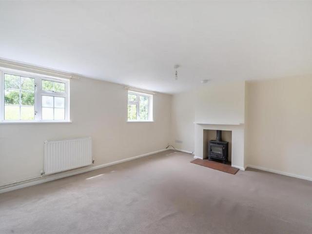 3 bedroom detached house to rent