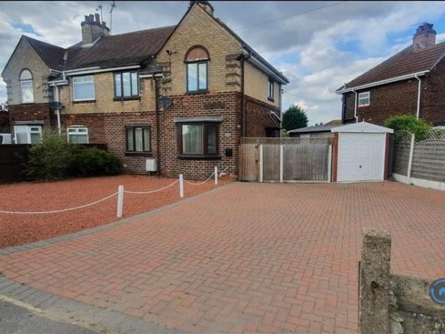 3 bedroom detached house to rent