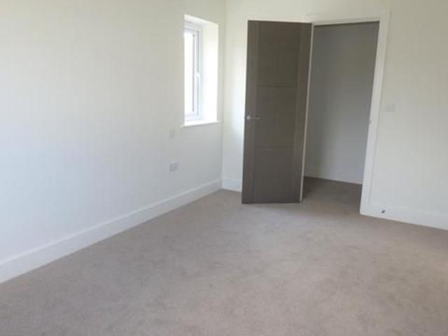 3 bedroom detached house to rent