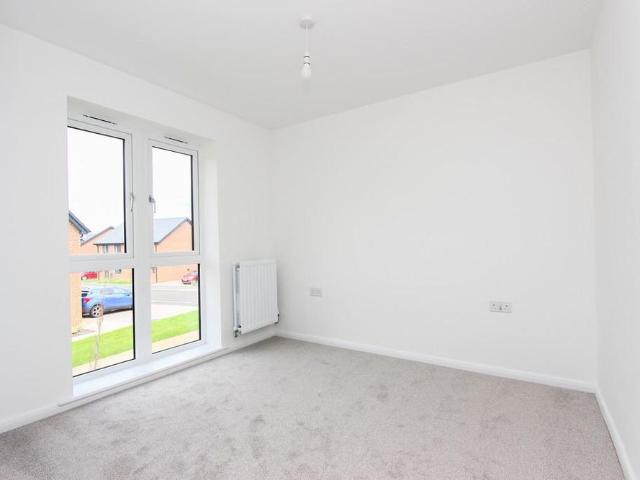 3 bedroom detached house to rent