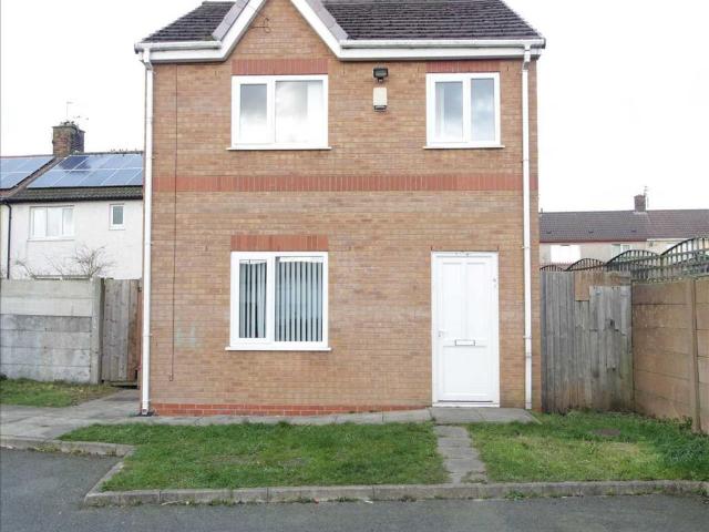 3 bedroom detached house to rent