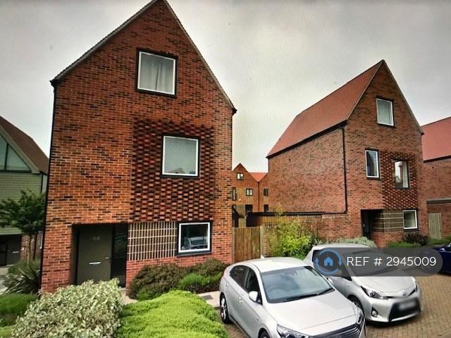 3 bedroom detached house to rent