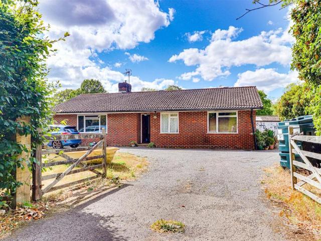 3 bedroom detached house to rent