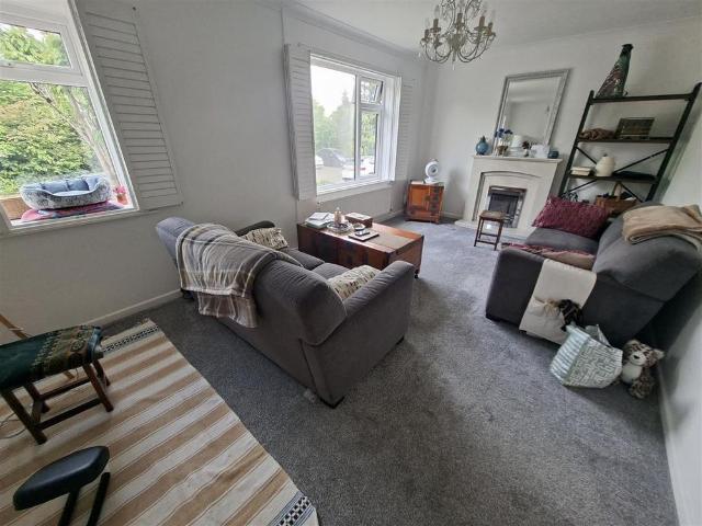 3 bedroom detached house to rent
