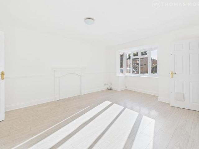 3 bedroom detached house to rent