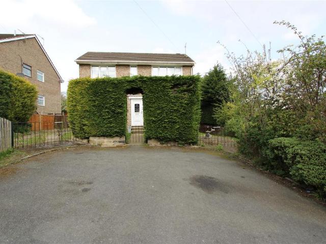 3 bedroom detached house to rent