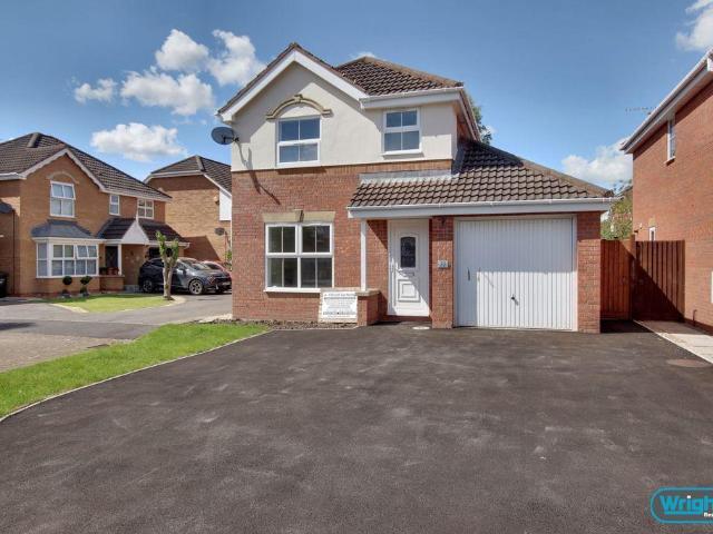3 bedroom detached house to rent