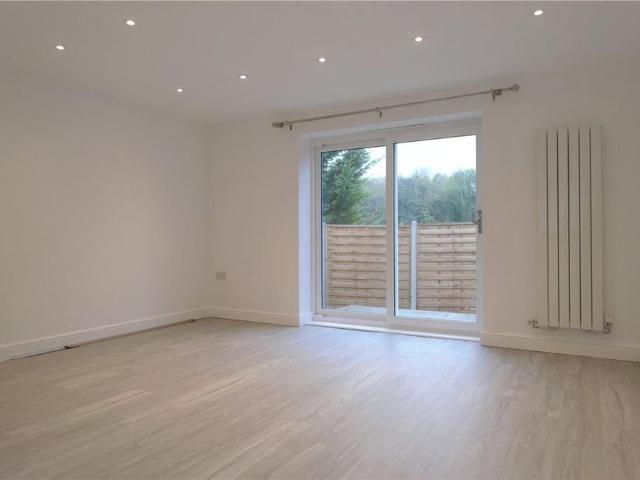 3 bedroom detached house to rent