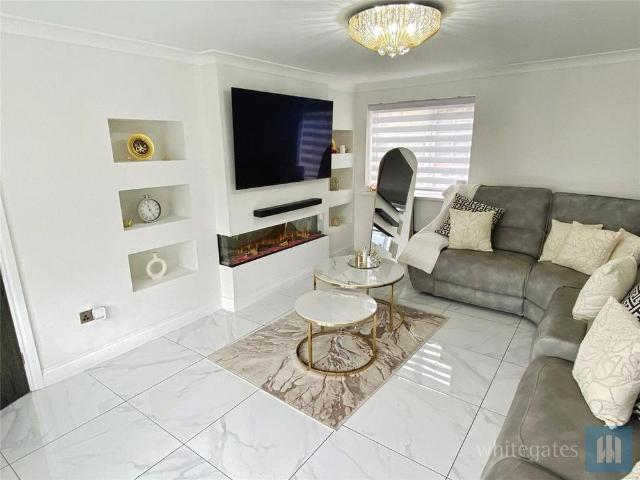 3 bedroom detached house to rent