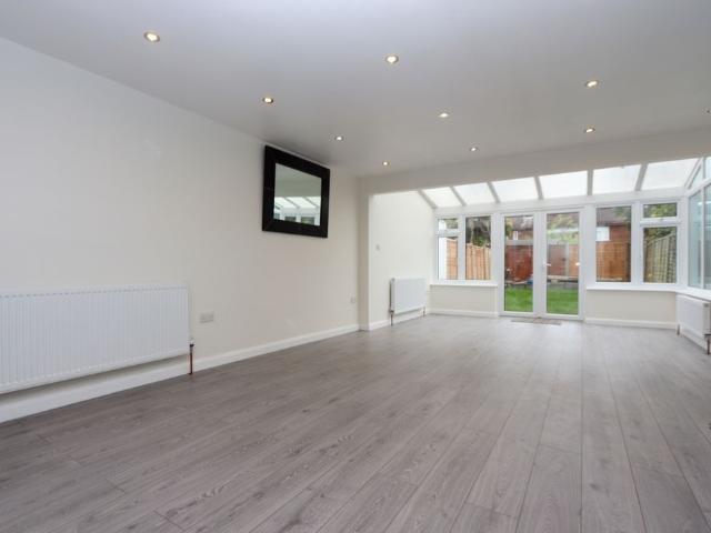 3 bedroom detached house to rent