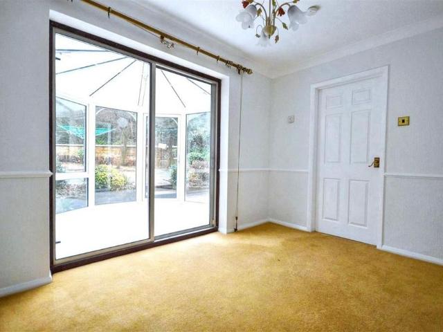 3 bedroom detached house to rent