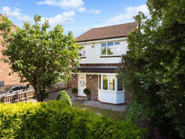 3 bedroom detached house to rent