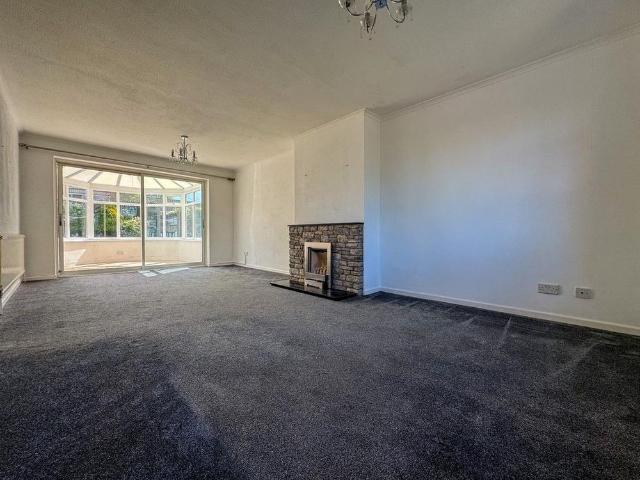 3 bedroom detached house to rent