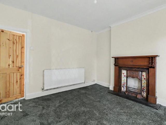 3 bedroom detached house to rent
