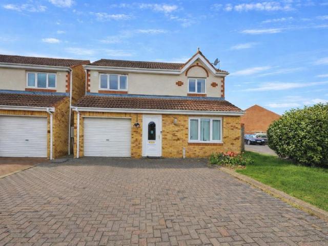 3 bedroom detached house to rent