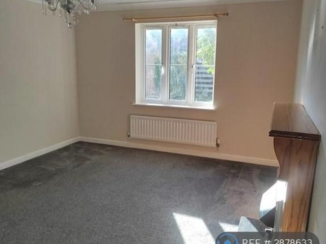 3 bedroom detached house to rent