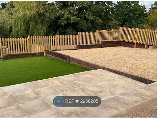 3 Bedroom Detached House To Rent In The Leys, Northampton, NN7