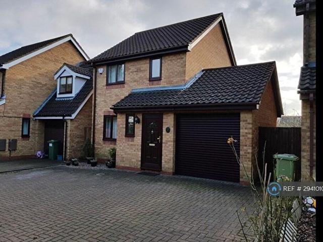 3 Bedroom Detached House To Rent In Twinflower, Milton Keynes, MK7