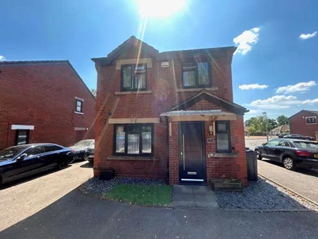 3 Bedroom Detached House To Rent In Tudor Gardens, Erdington, B23