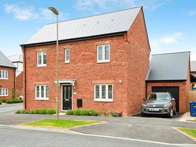3 Bedroom Detached House To Rent In Wellington Road, Upper Heyford, OX25