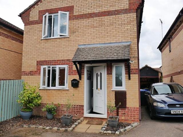 3 Bedroom Detached House To Rent In Ash Way, Woodford Halse, West Northamptonshire, NN11