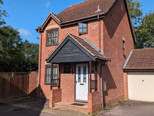3 Bedroom Detached House To Rent In Beresford Close, Emerson Valley, Milton Keynes, MK4