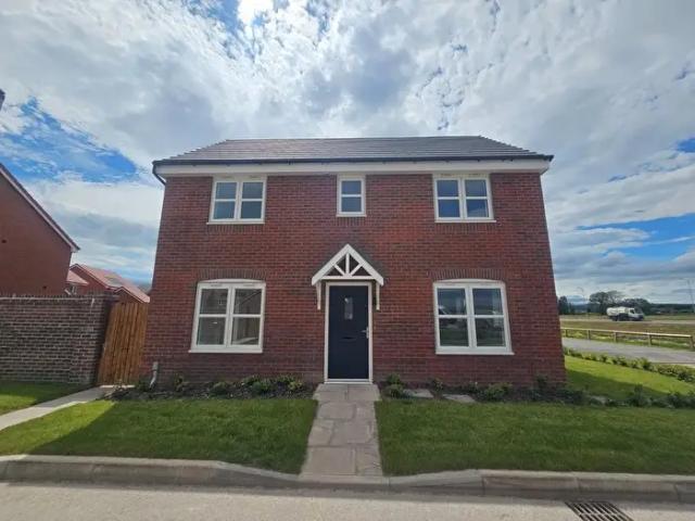 3 Bedroom Detached House To Rent In Blackthorn Grove, Garden City, Deeside, Flintshire, CH5