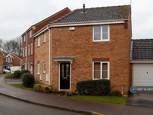 3 Bedroom Detached House To Rent In College Way, Nottingham, NG8