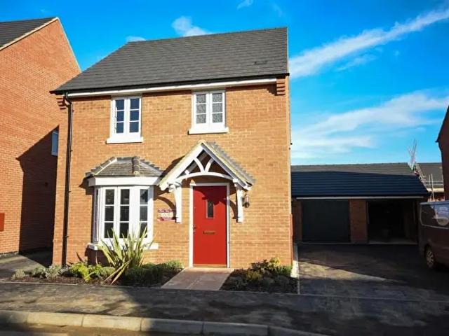 3 Bedroom Detached House To Rent In Emerald Way, Irthlingborough, NN9