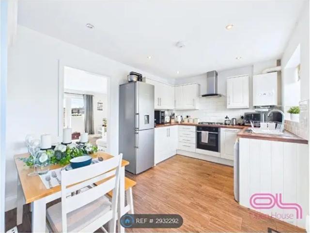 3 Bedroom Detached House To Rent In Farman Row, Burton On Trent, DE13
