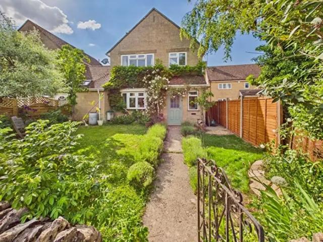 3 Bedroom Detached House To Rent In High Street, Milton under Wychwood, OX7
