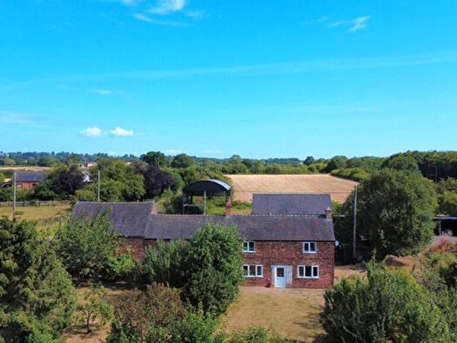 3 Bedroom Detached House To Rent In Mickle Meadow Farm, Staker Lane, Mickleover, Derby, DE3