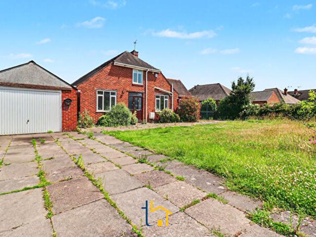 3 Bedroom Detached House To Rent In Middlefield Lane, Hinckley, LE10
