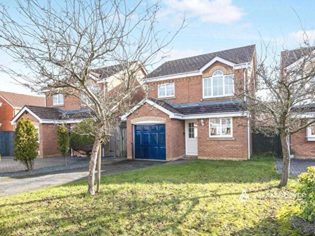 3 Bedroom Detached House To Rent In Prices Way, Brackley, Northamptonshire, NN13